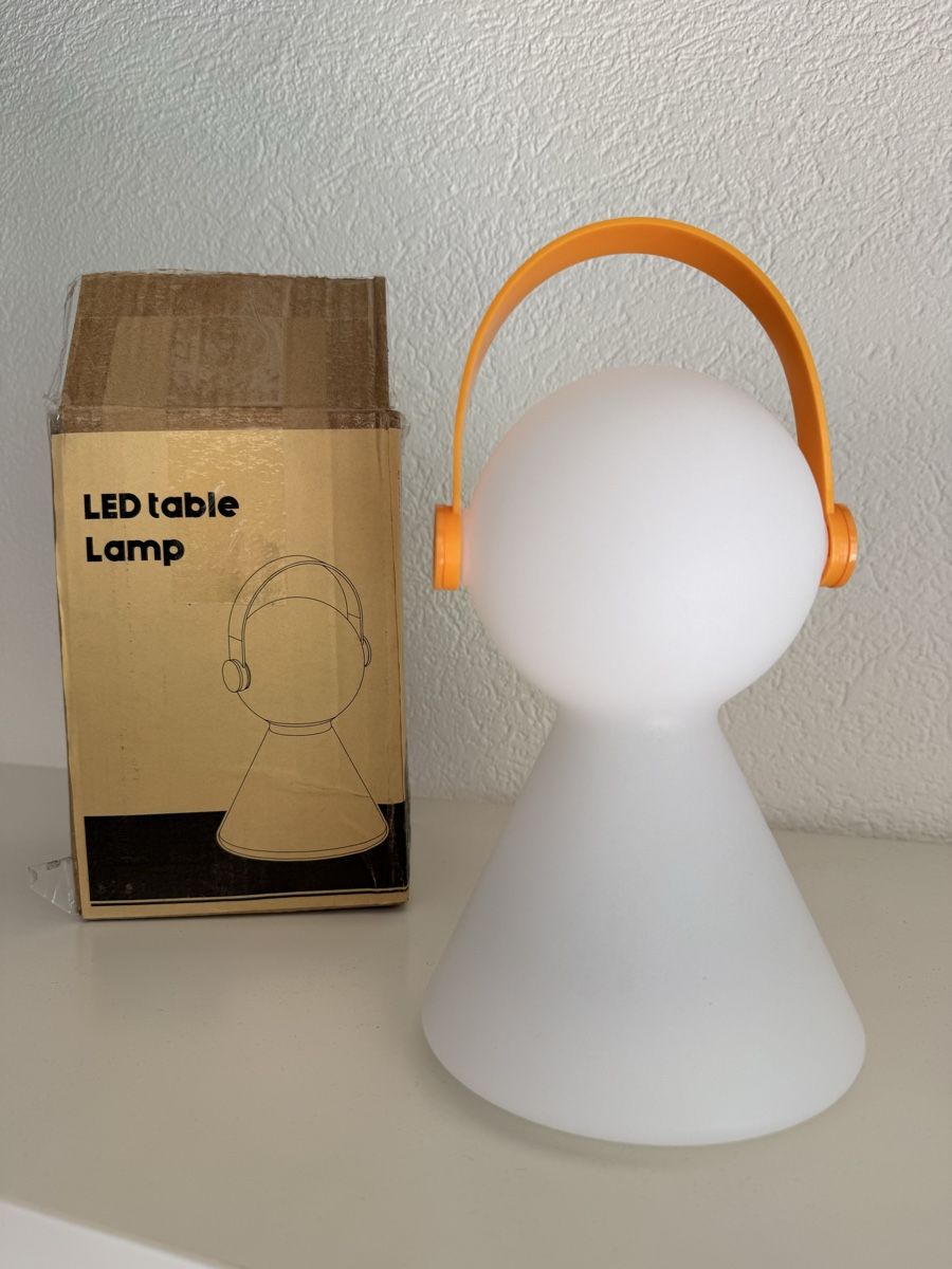Cute LED Night Light Lamp, Portable, Dimmable, USB Rechargea (Neu und ...