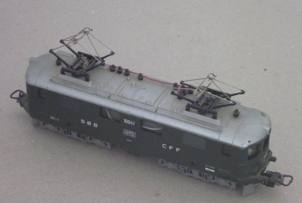 Lima H0 SBB Re 4/4 E-Lok 10047 (Gebraucht) in Thun für CHF 25 – mit Lieferung auf Ricardo kaufen