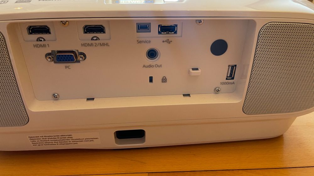 Epson EH-TW6700 FullHD 3000lm Beamer nur 220h (Gebraucht) in Winterthur ...