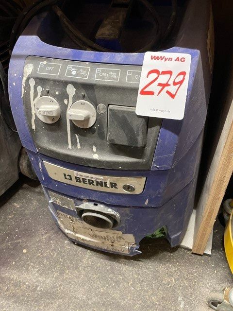 3 Berner Industriestaubsauger(Lot 279) Standort 4153 Reinach (Defekt ...
