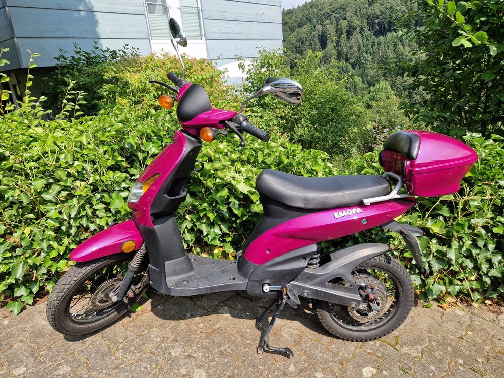 Schne Gebrauchte Roller Mofa Bild