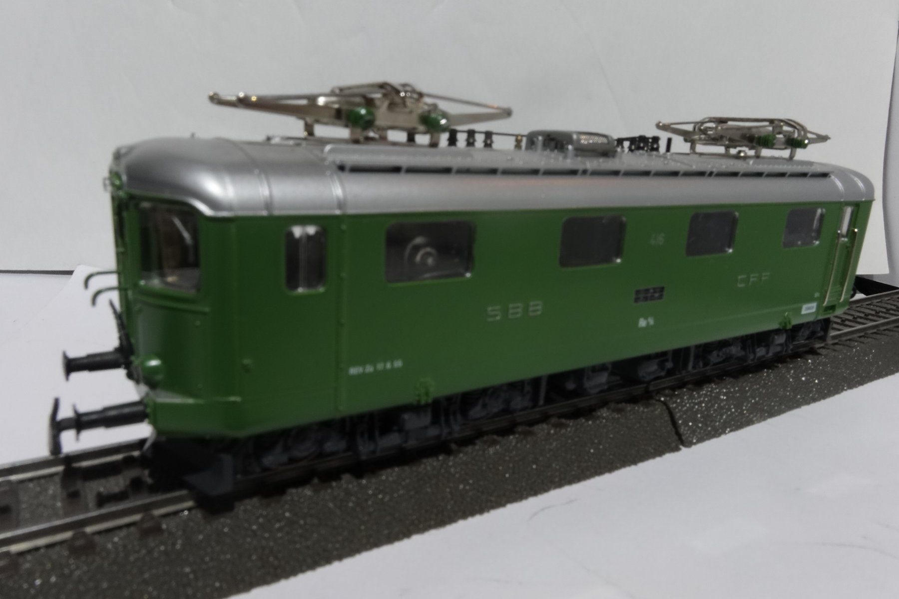 HAG Re 4/4, hellgrün (Gebraucht) in Kloten für CHF 30 – nur Abholung ...