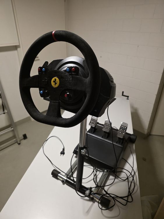Thrustmaster T300 Ferrari inklusive Wheel Stand Pro Deluxe (Neu (gemäss ...