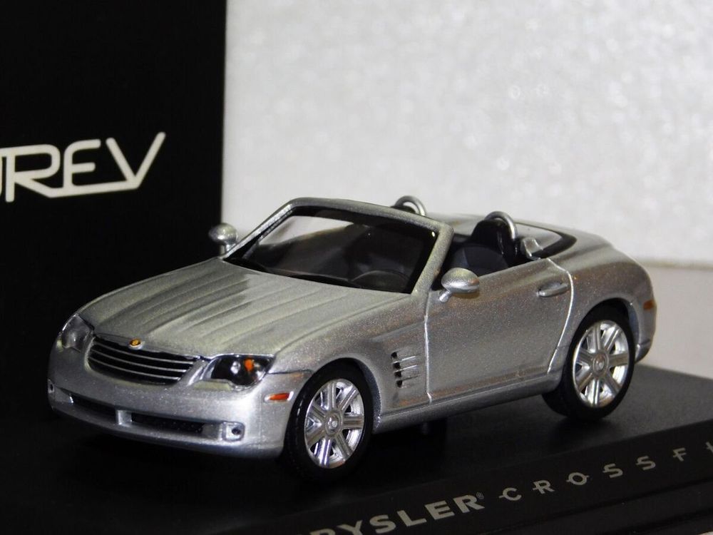 Chrysler Crossfire Roadster 2004-2007 silber met. 1:43 (Neu und ...