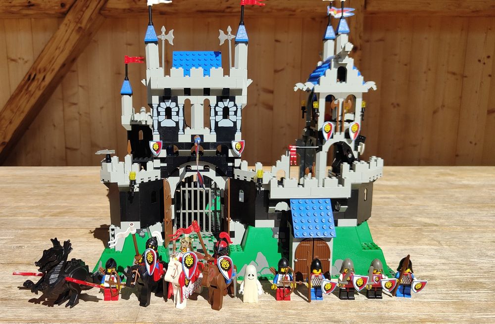 LEGO 6090 Ritter Burg Royal Knight’s Castle (Gebraucht) in Erstfeld für ...