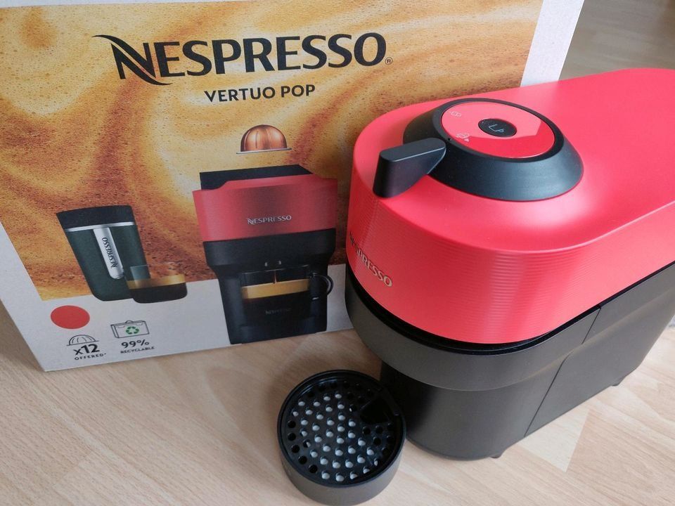 Neue Nespresso Vertuo Pop rot / Originalverpackt (Neu und ...