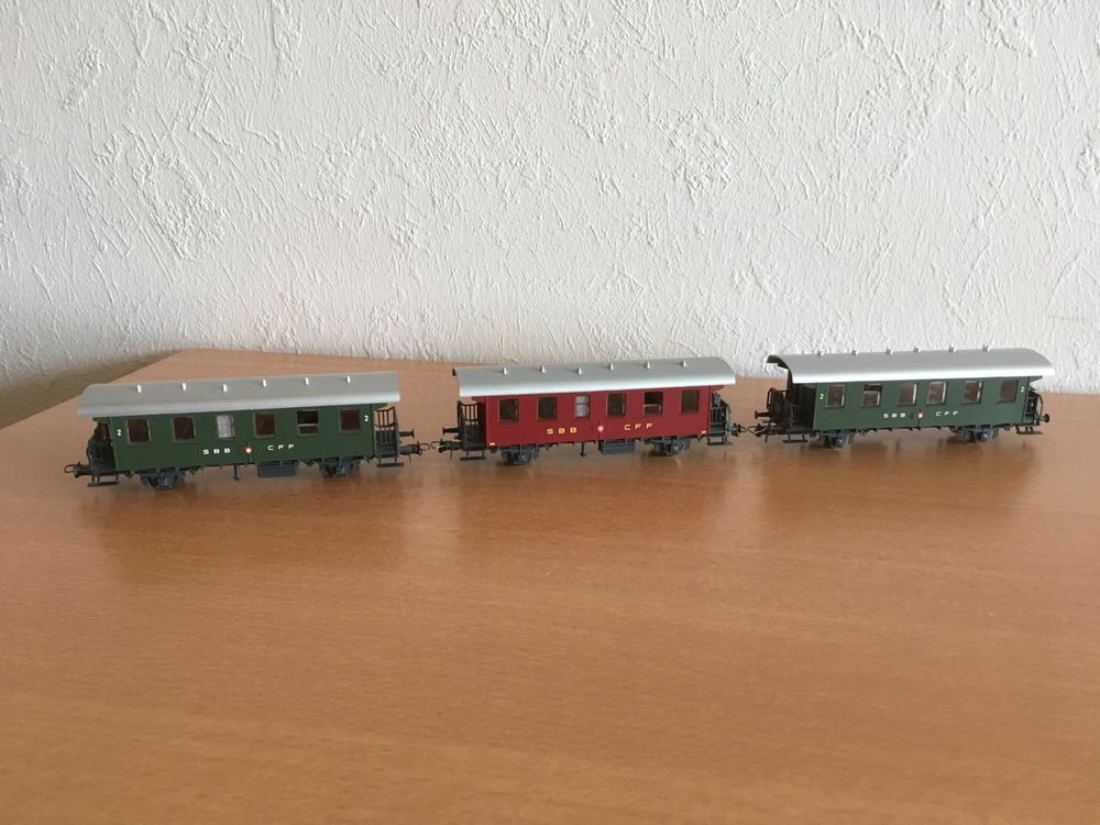 Roco Alternatif Resto 45039 et 2 voitures | Kaufen auf Ricardo