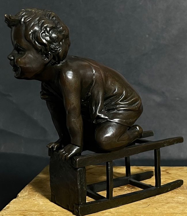 Kind Auf Den Hocker Aus Bronze Skulptur Unleserlich Signiert Kaufen