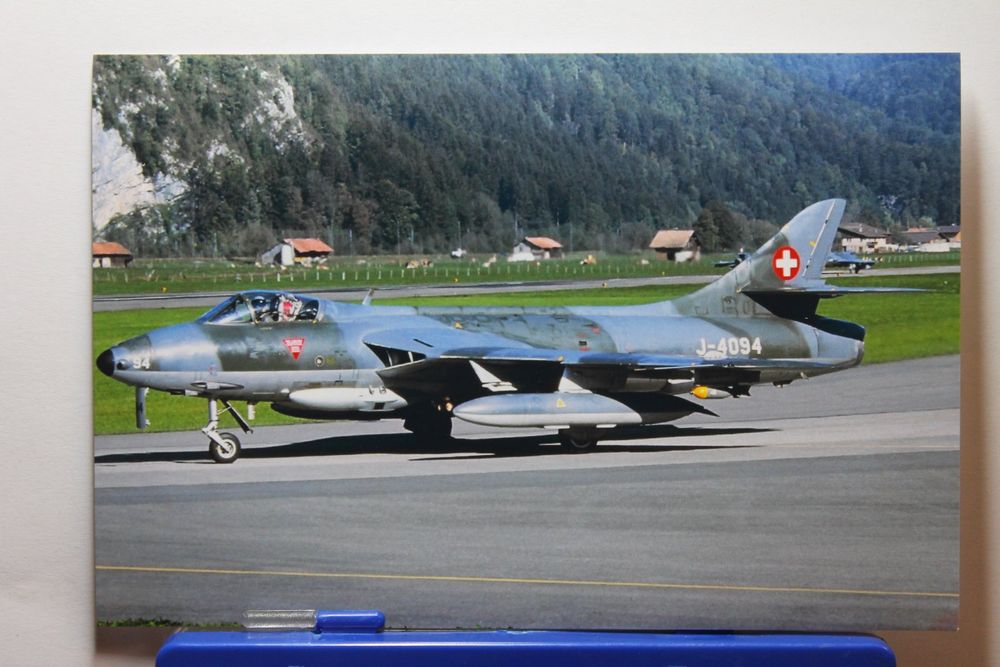Hawker Hunter MK 58, J-4094, Fliegerstaffel 4 (Gebraucht) in Belp für CHF 4 – mit Lieferung auf ...