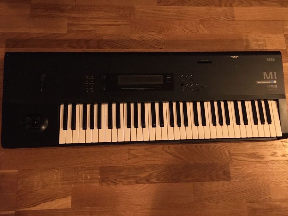 Korg M1 (Gebraucht) in für CHF 270 – nur Abholung auf Ricardo kaufen