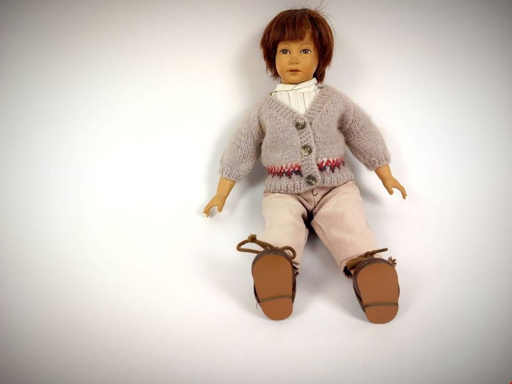 HEIDI OTT Puppe Dame mit Holz-Schaukelstuhl (Gebraucht) in für CHF 11 ...