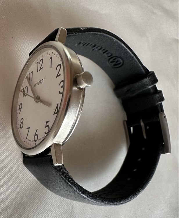 Mondaine M-Watch Classic Swiss Made - Minimal Design (Gebraucht) in ...
