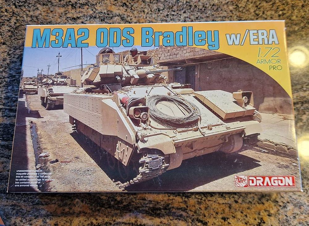 M3A2 ODS Bradley w/ERA ? 1:72 Modellbaukit (Neu und originalverpackt ...