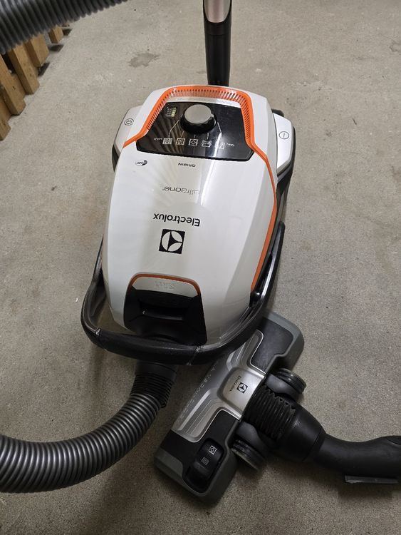 Electrolux Ultra One Staubsauger (Gebraucht) in Bern für CHF 50 – mit ...