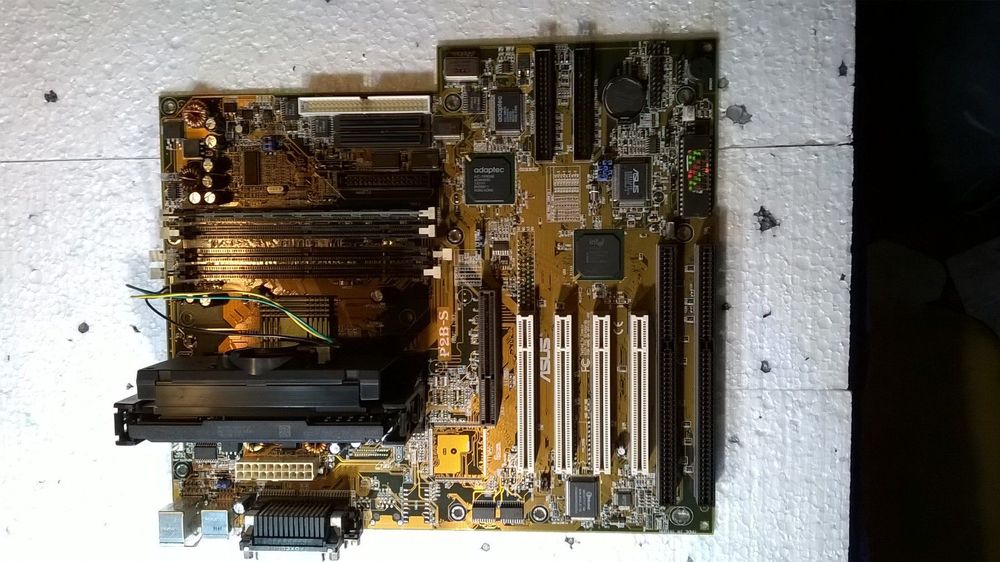 Mainboard ASUS P2B-S PIII450 | Kaufen auf Ricardo
