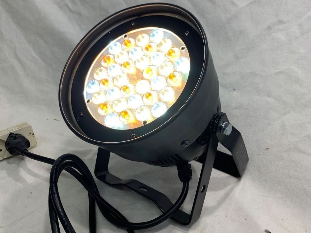 Ignition led par 56 36x1w CW (C140) (Gebraucht) in Däniken SO für CHF ...