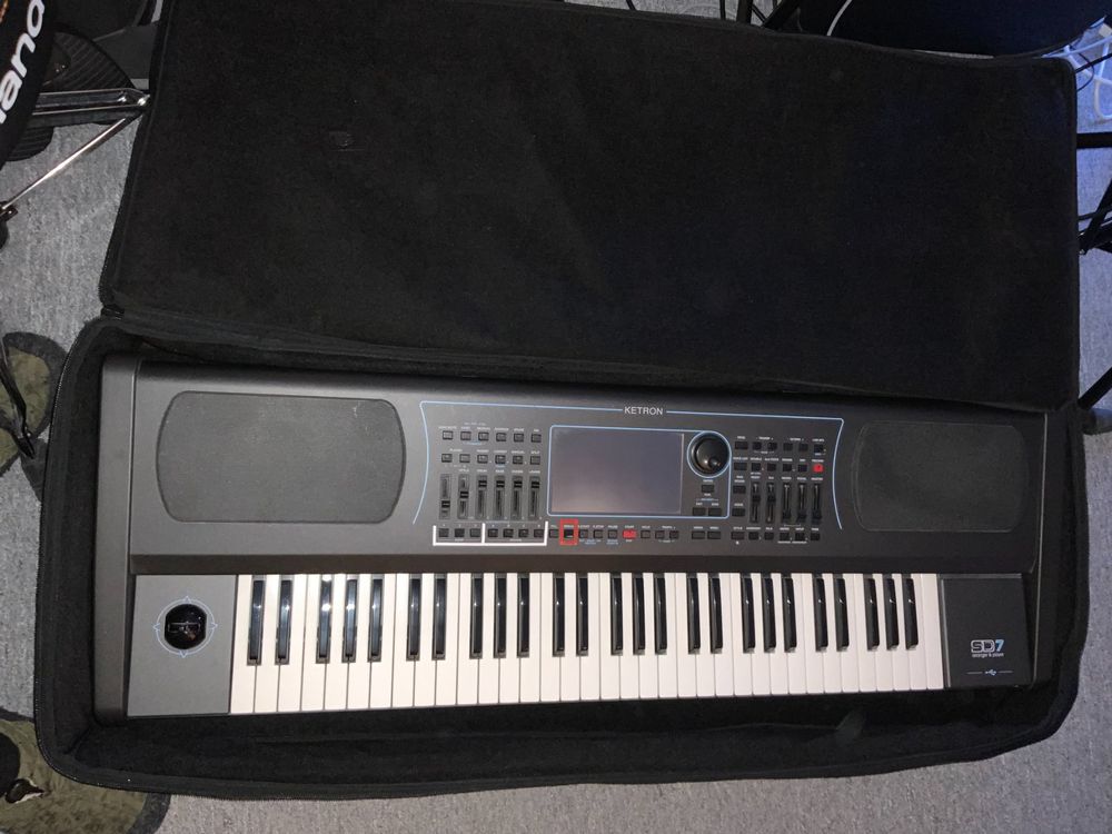 Keyboard Ketron SD7 (Gebraucht) in Amriswil für CHF 890 – nur Abholung auf Ricardo kaufen