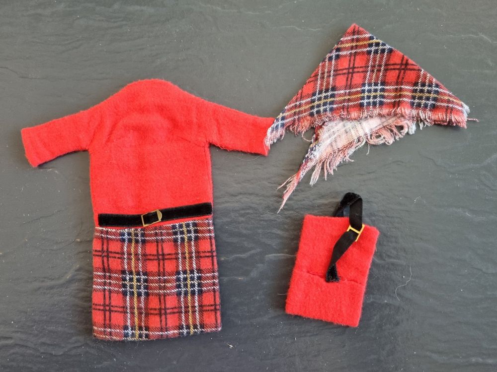 Clone tenue Lunch Date de Sindy 1963 (Gebraucht) in Bulle für CHF 11 ...