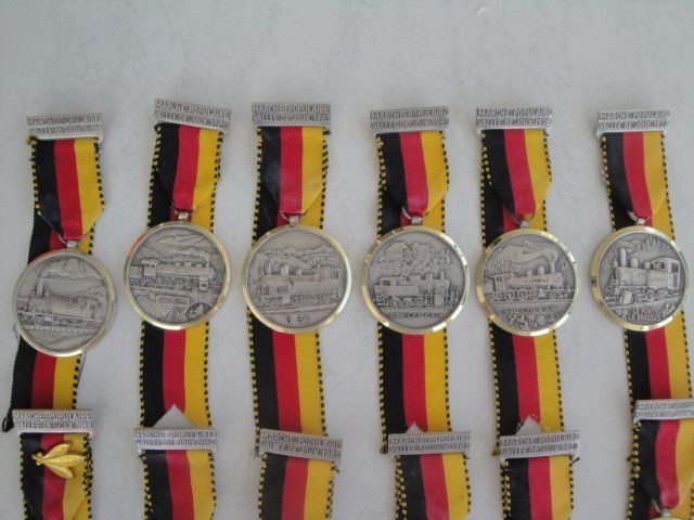 12 médailles du chemin de fer de la Vallée de Joux ( VD ) (Gebraucht ...