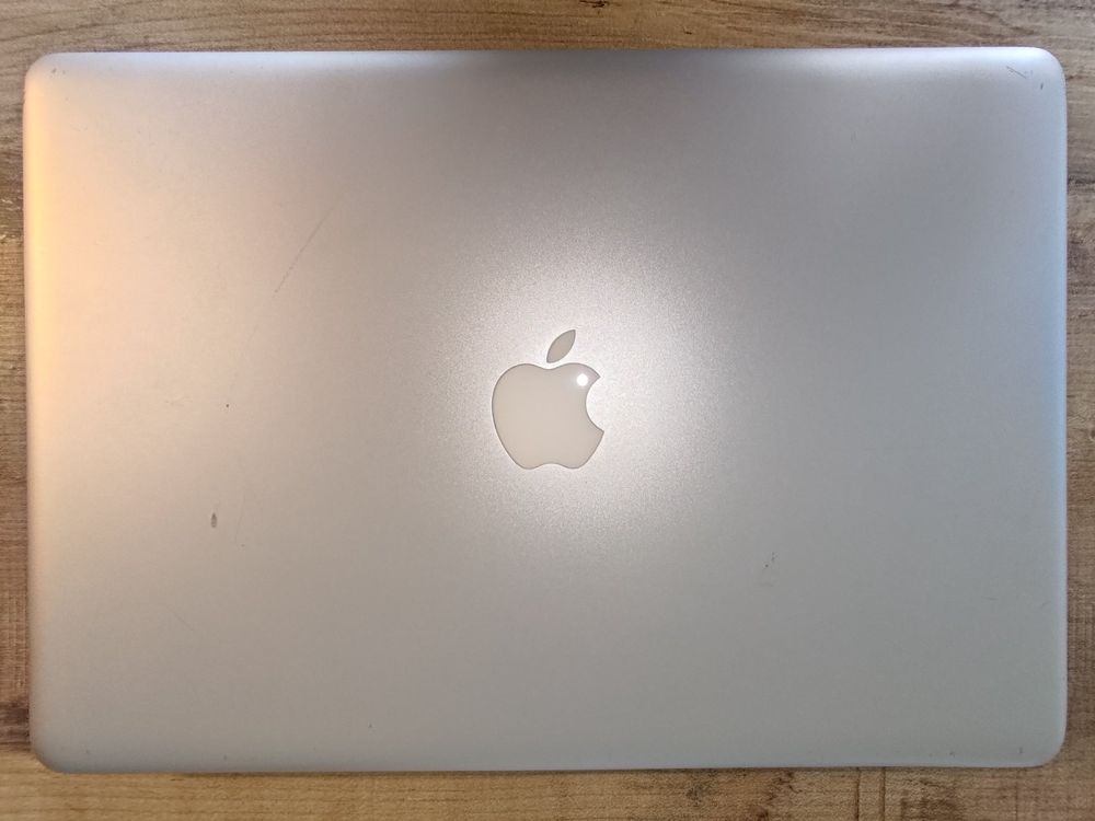 MacBook Pro, late 2008 (A1286, MB985LL/A*) (Defekt) in Mitlödi für CHF ...