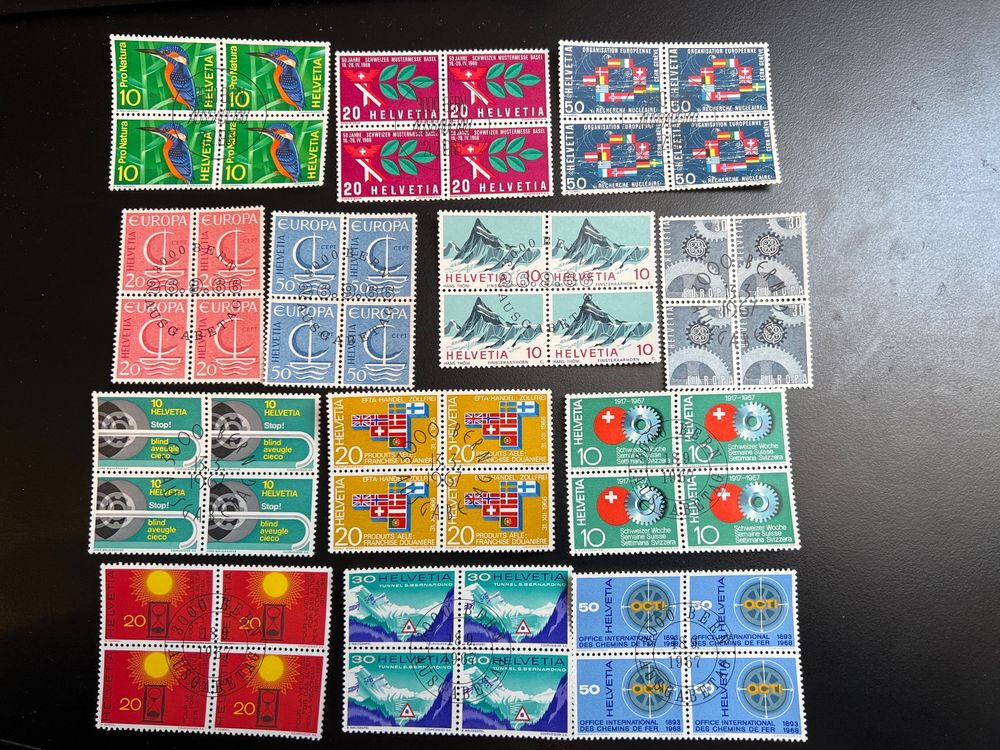 13 blocs de 4 timbres oblitérés 1966/7 selon photo (D'occasion) à ...