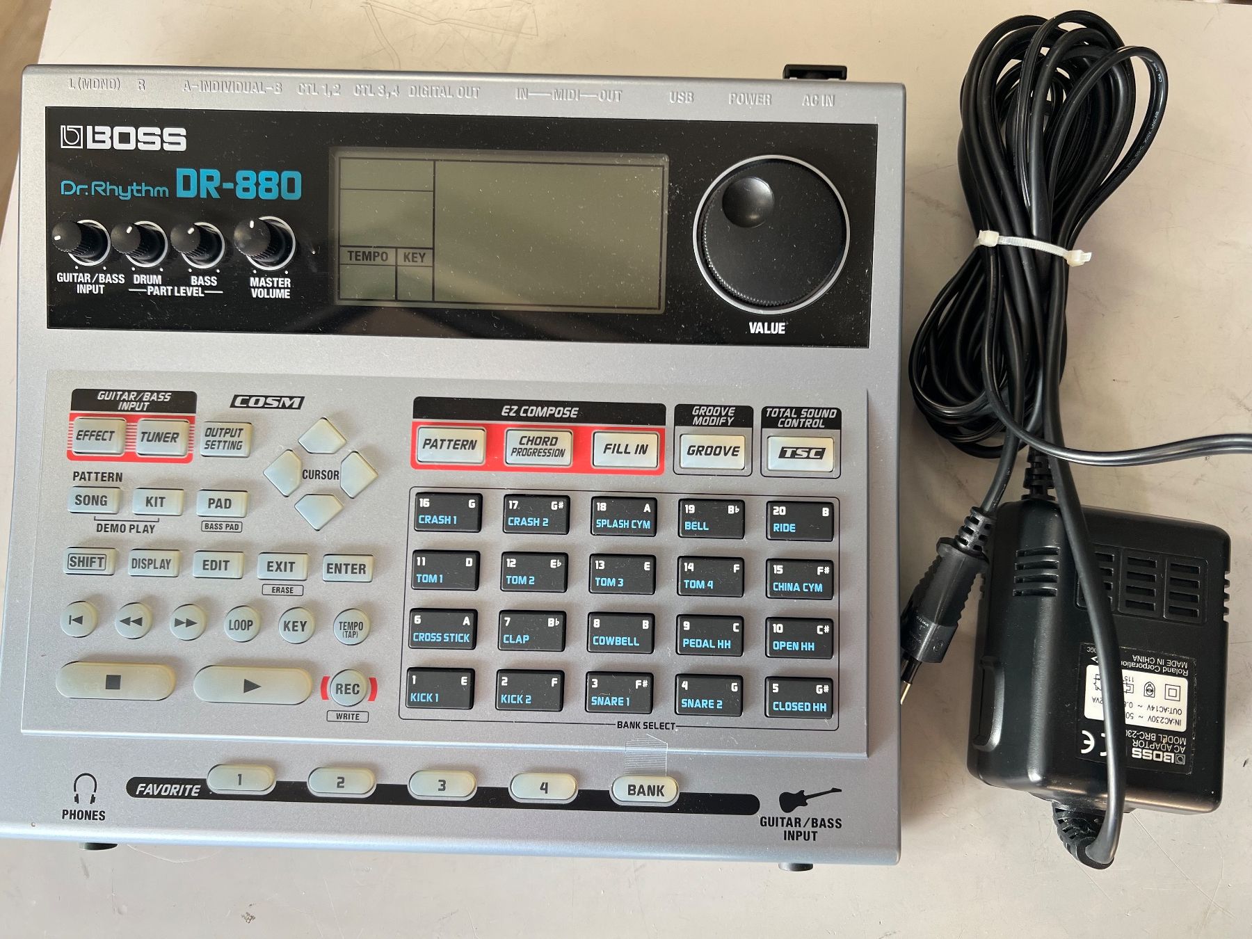 Boss DR-880 Dr. Rhythm Drum Machine - Top Zustand! (Gebraucht) in ...