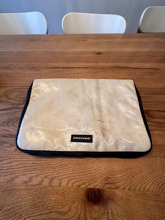 Freitag Notebook Hülle 17“ | Kaufen auf Ricardo