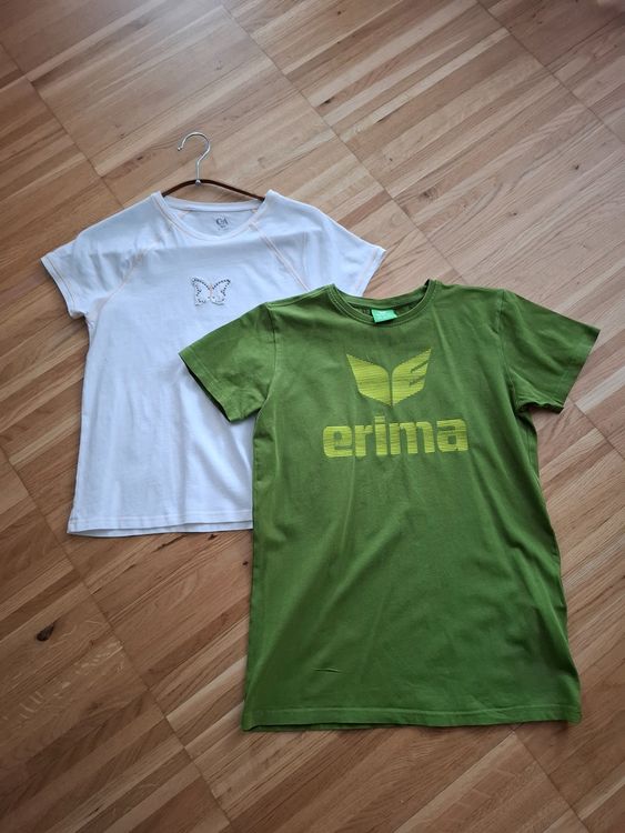 2 Shirts aus Baumwolke gr.164, 170 (Gebraucht) in Zürich für CHF 5 ...
