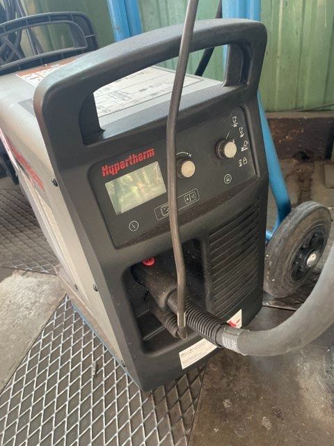 Hypertherm Plasmagerät (Lot 16) Standort 4565 Recherswil (Gebraucht) in ...