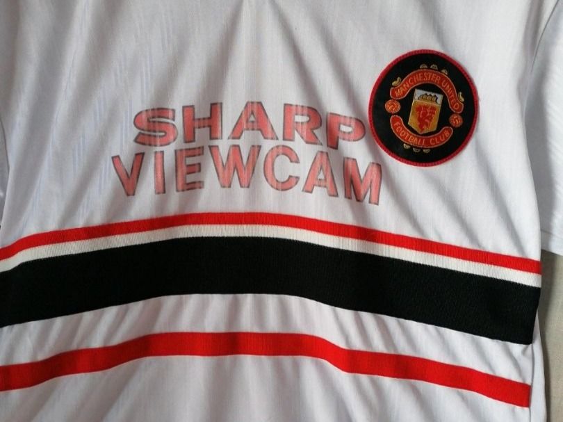 Manchester United Sharp Viewcam 1997-1998 XL ohne name | Kaufen auf Ricardo