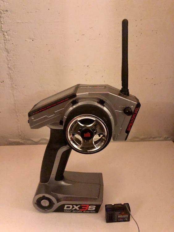 Spektrum DX3S Sender mit Empfänger | Kaufen auf Ricardo