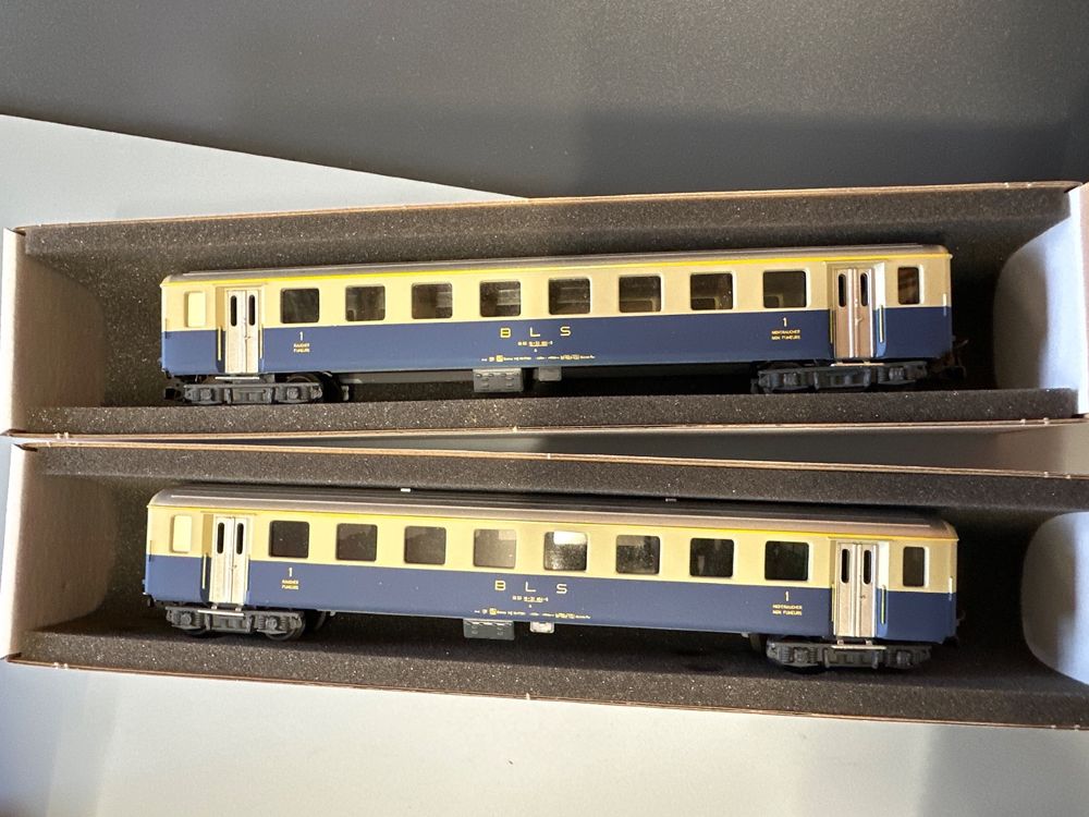 2 x Hag 460 BLS EW I 1. Klasse blau-creme (Gebraucht) in für CHF 20 ...