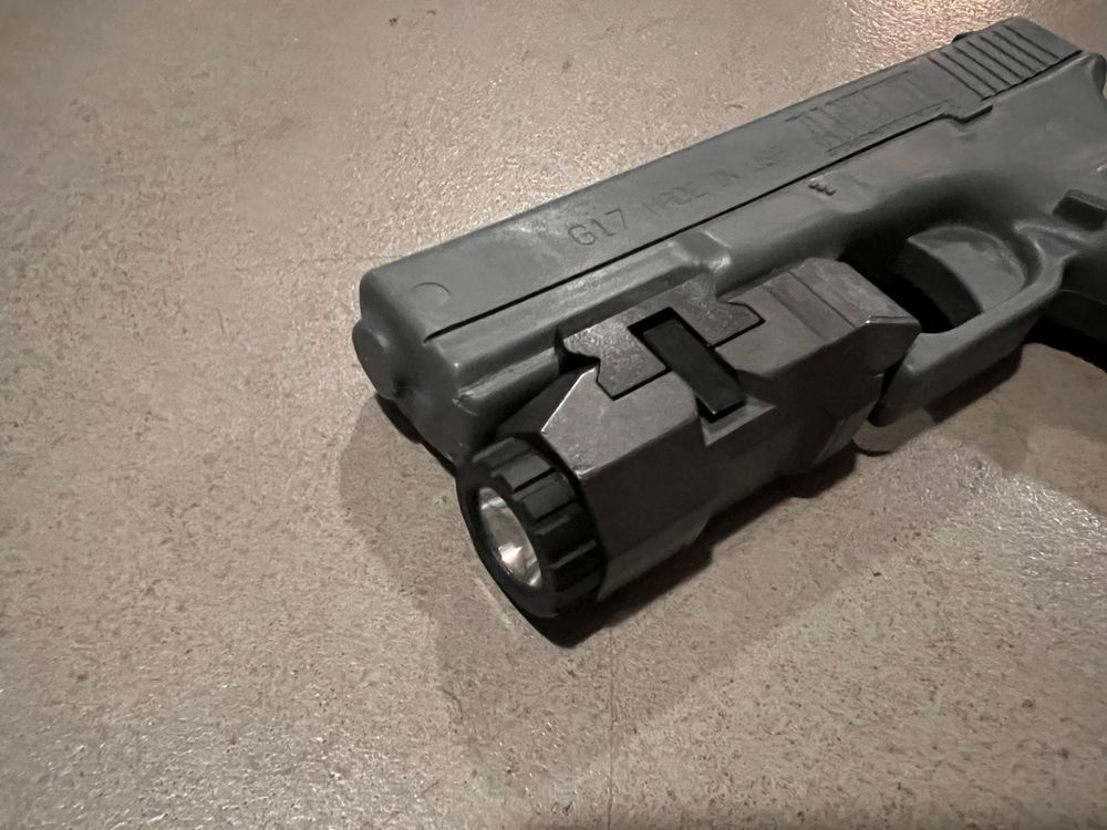 Original B&T APL Pistol Light QD (Gebraucht) in Schlieren für CHF 59 ...