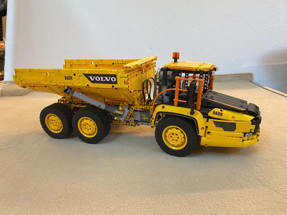 LEGO Knickgelenkter Volvo-Dumper (6x6); 42114, LEGO Technic | Kaufen ...