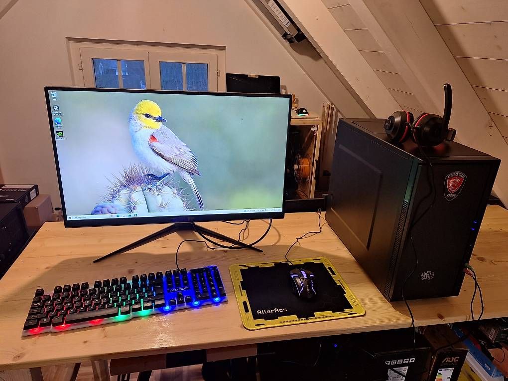 Gaming PC MSI mit Neue Gaming Monitor 27" WiFi Ganze Set (Gebraucht) in ...
