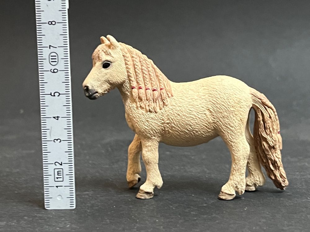 Schleich 42362-3 Shetty Stute Pferd HorseClub Sonderbemalung (Gebraucht) in Ennetbaden für CHF ...