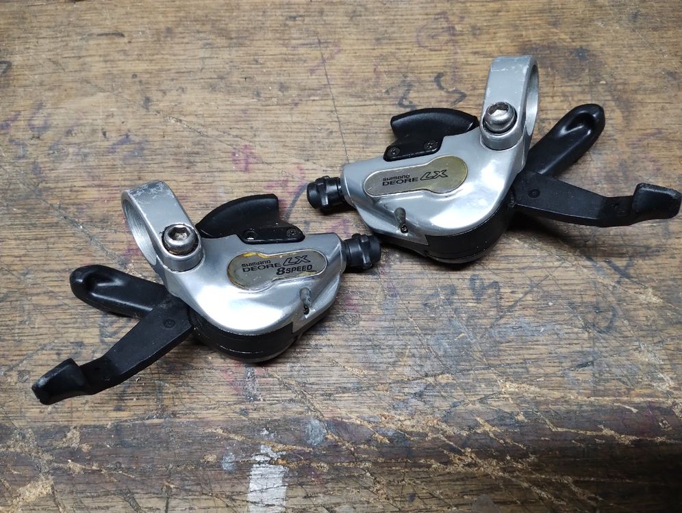 Shimano Deore LX SL-M560 3x8 Fach Schalthebel (Gebraucht) in Oetwil am ...