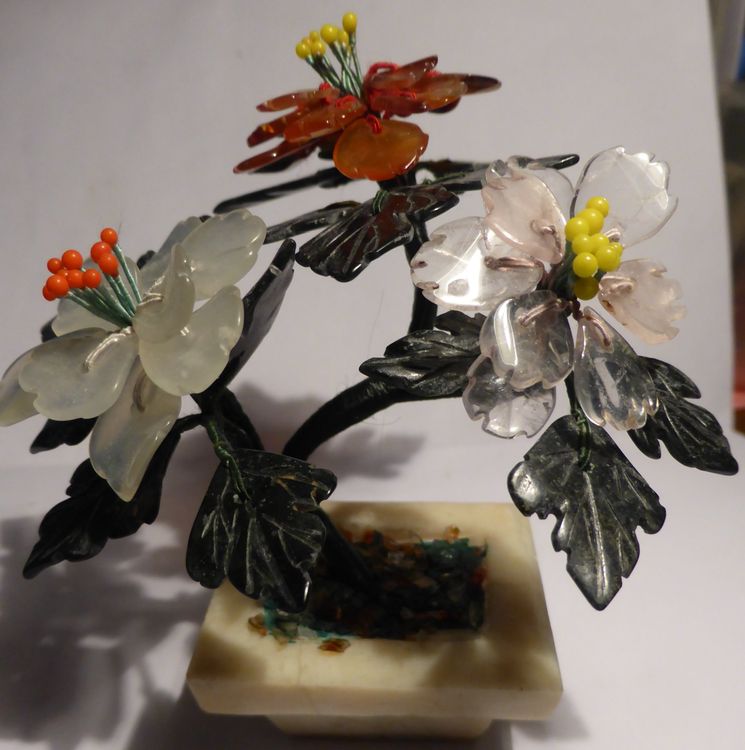 JADE -EDELSTEIN-BLUMEN-10 CM-ECHTER JADE-TOPF UND BLÄTTER (Gebraucht ...