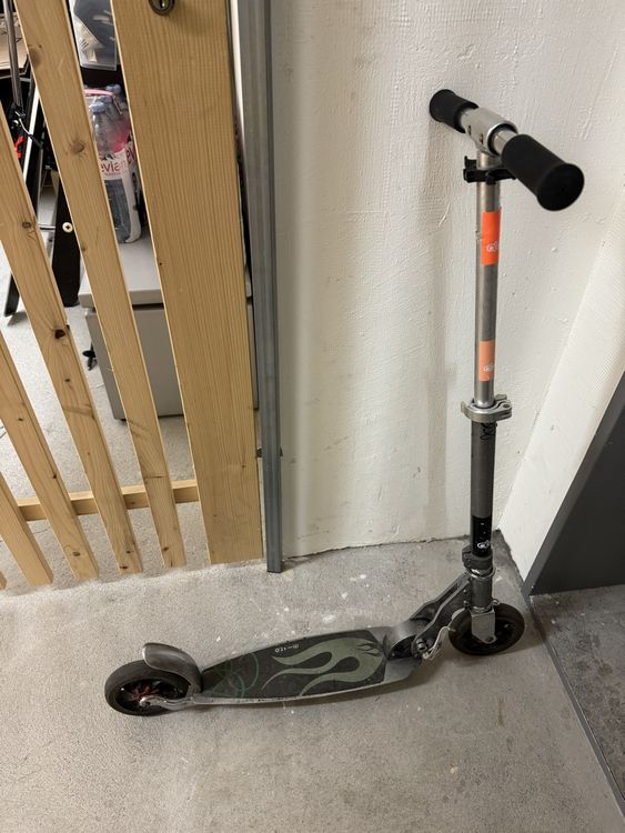 Micro roller (Gebraucht) in Zug für CHF 5 – nur Abholung auf Ricardo kaufen