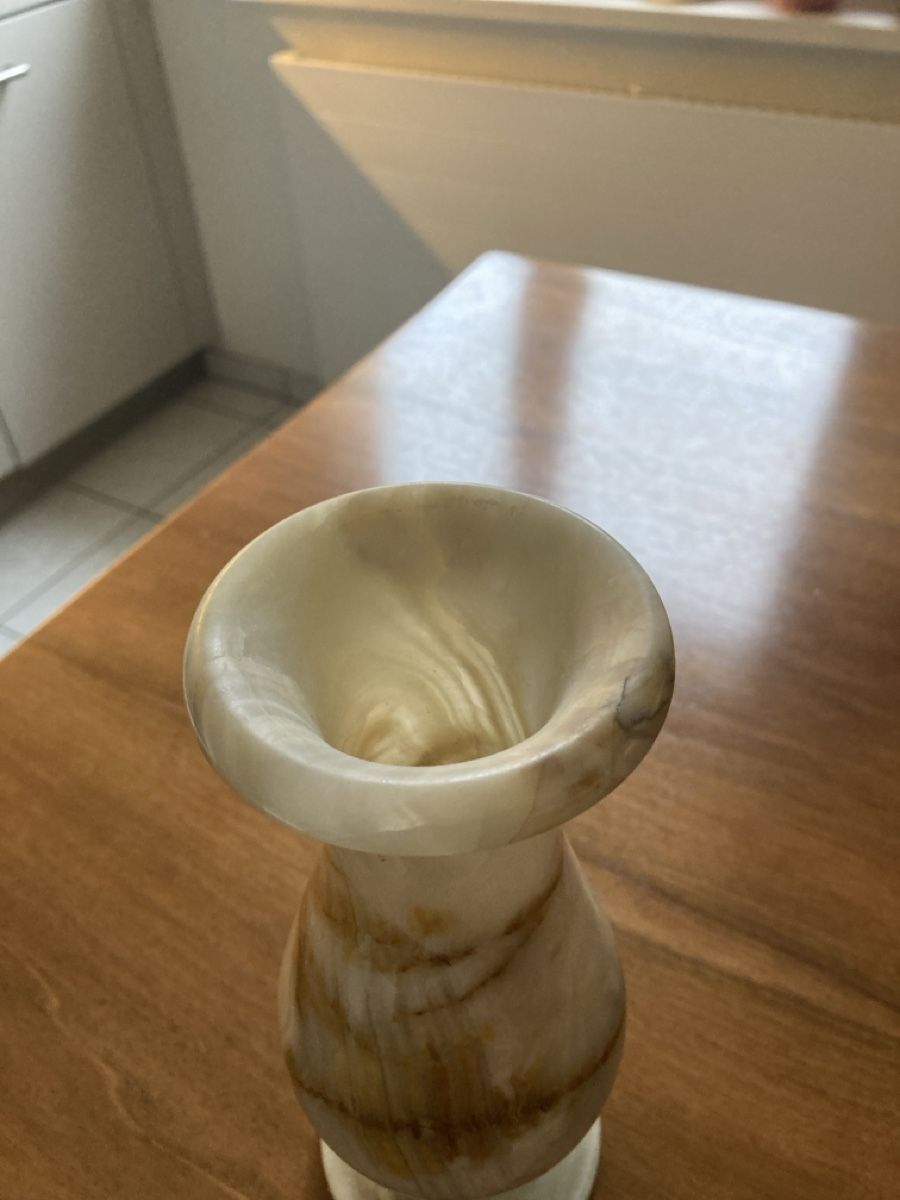 Elegante Vintage Vase aus Alabaster-Stein - Top Zustand! (Gebraucht) in ...