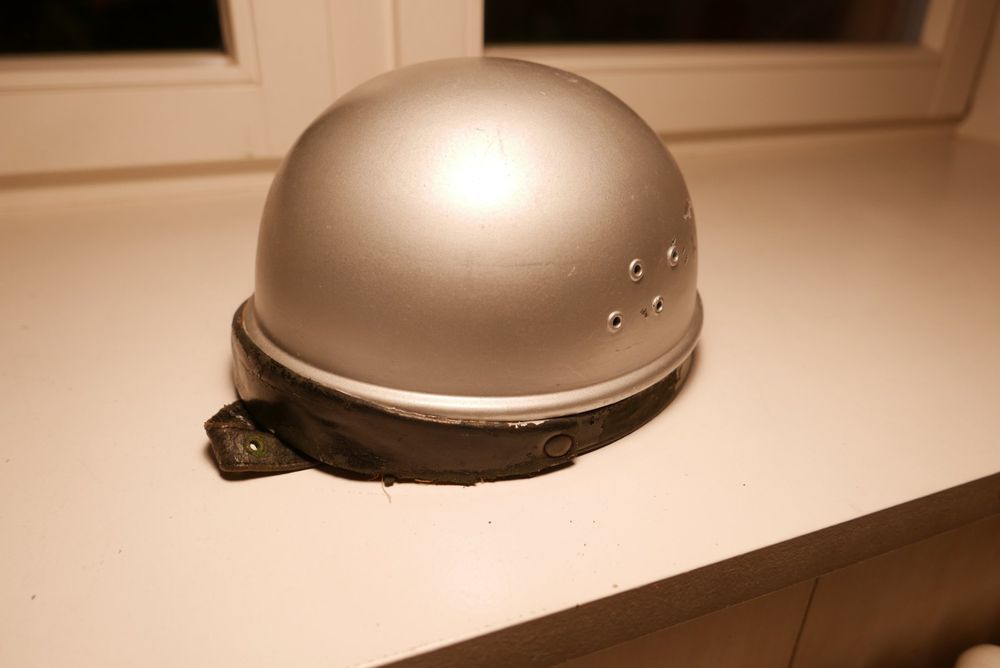 Topfhelm / Alter Töffhelm (Gebraucht) in Tumegl/Tomils für CHF 5 – mit ...
