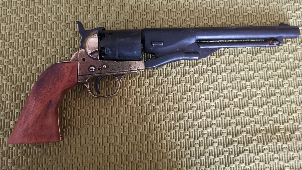 Deko Westernrevolver | Kaufen auf Ricardo