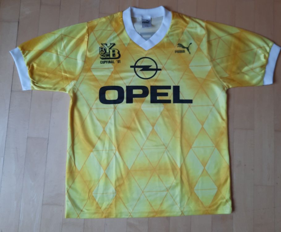 YB Trikot Cupfinal 1991 (Gebraucht) in Basel für CHF 300 – mit Lieferung auf Ricardo kaufen