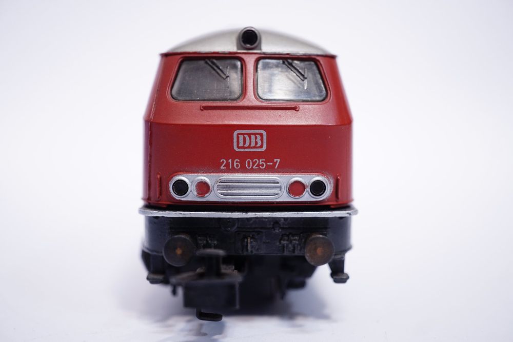 5œ Märklin 3075 DB BR 216 Diesellok rot | sehr bespielt (Gebraucht) in Thun für CHF 43 – mit ...