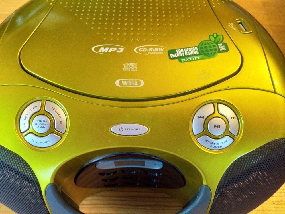 Scott Radio/CD/MP3(USB) Player (Gebraucht) in Ibach für CHF 9 – mit ...
