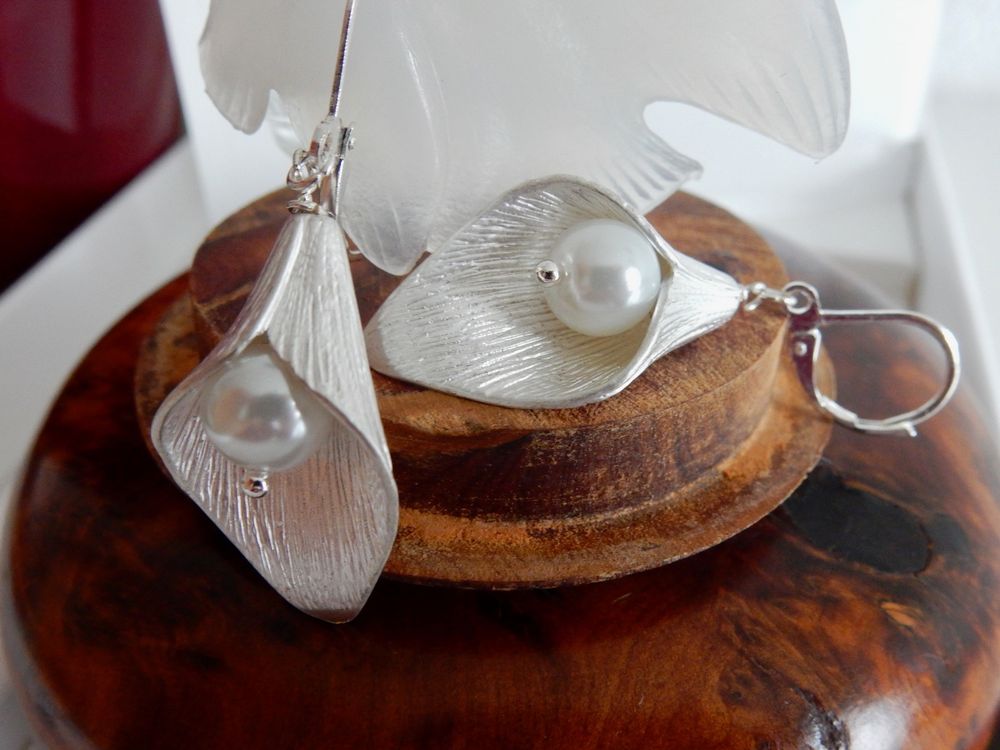 Silber Perlen Ohrringe! (Neu und originalverpackt) in Allschwil für CHF 15 – mit Lieferung auf ...