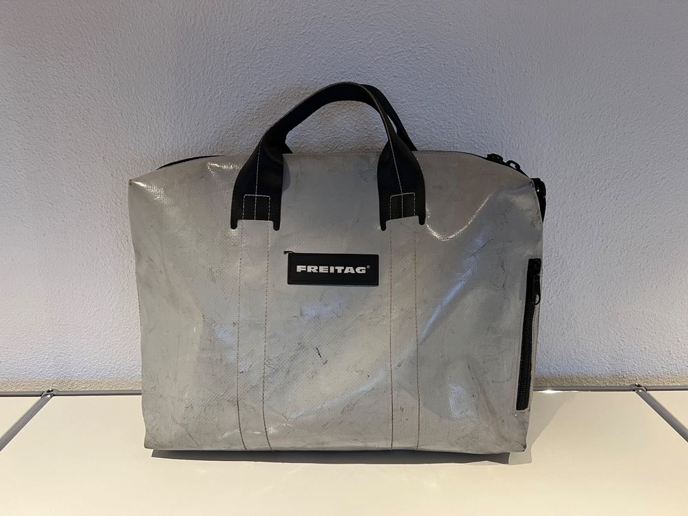 Freitag F77 Ben Laptoptasche (Gebraucht) in Luzern für CHF 80 – mit ...