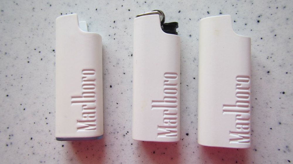 3 Feuerzeug-Metallhüllen Marlboro (Gebraucht) in Rafz für CHF 1.1 – mit Lieferung auf Ricardo kaufen
