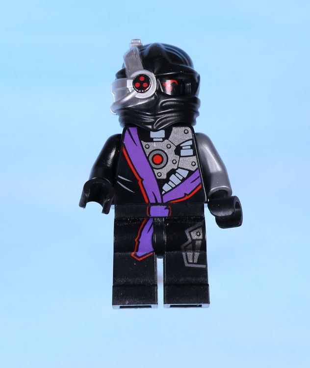 Lego Minifigur Ninjago - Nindroid Warrior (Gebraucht) in Hettlingen für ...