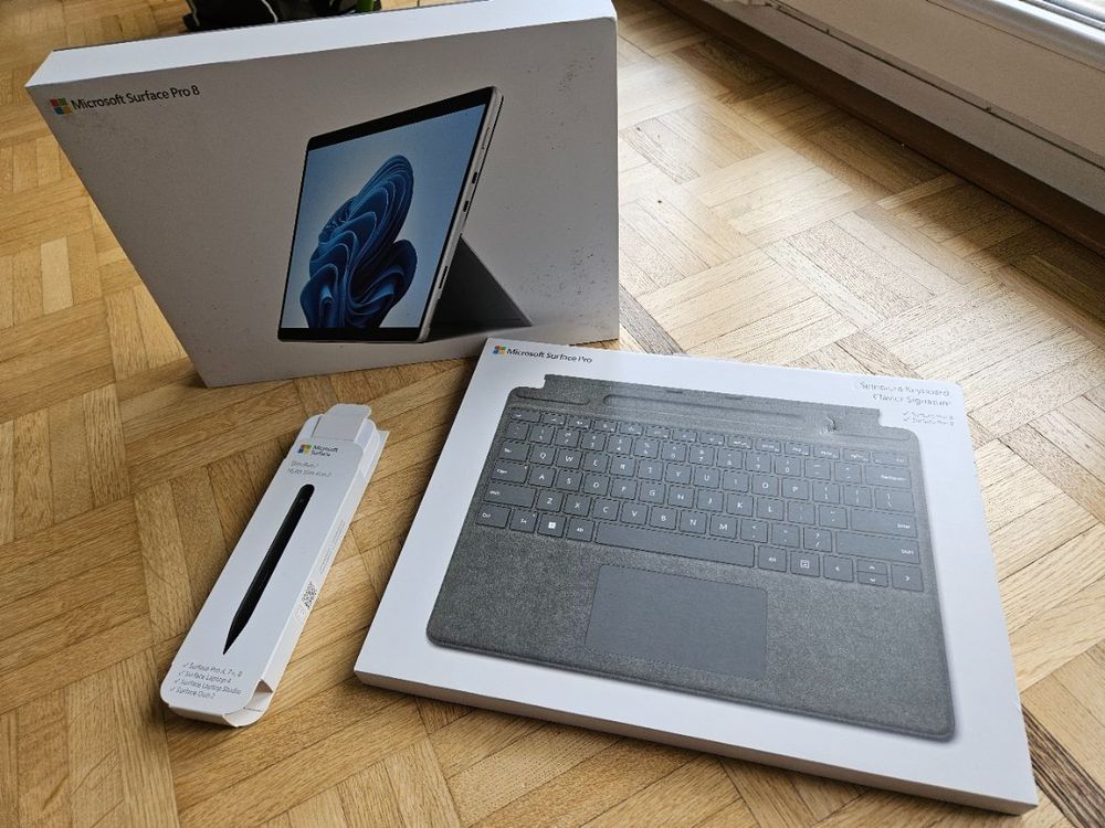 Microsoft Surface Pro 8 – i5 / 8 Go / 256 Go SSD – Avec clav (Gebraucht ...